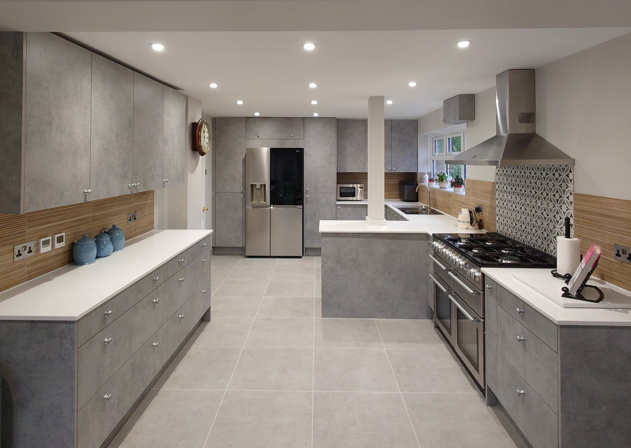 Beespoke Design – Kitchens and Bathrooms